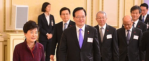 새해부터 표출된 靑 VS 정의화 의장의 힘겨루기