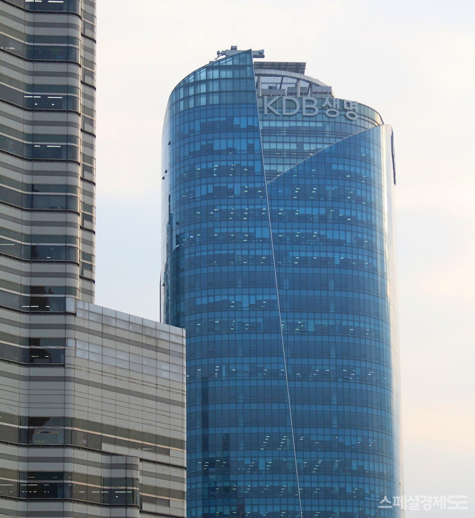 함영주號 하나금융, KDB生 인수 유력…실적 제고 정조준